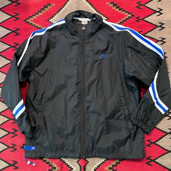 Nike | Jackets & Coats | Y2k Vtg Nike Windbreaker Jacket L Spell Out Logo 200s Nylon Silver Tag ...
